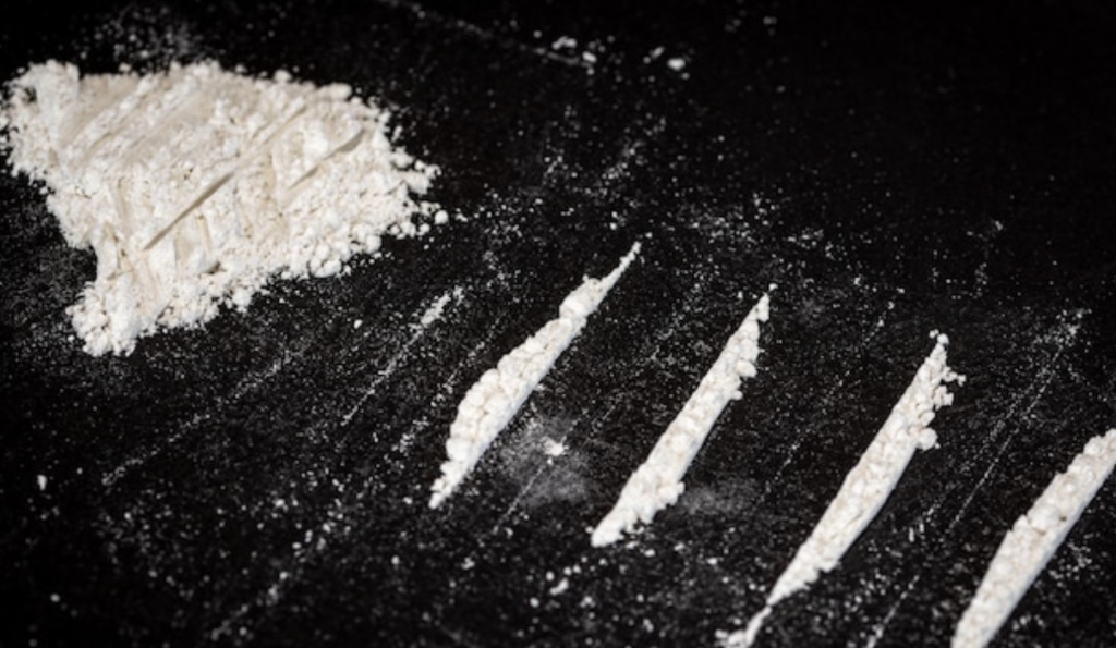 2C-B. Såhär använder du och skaffar 2C-B säkert.